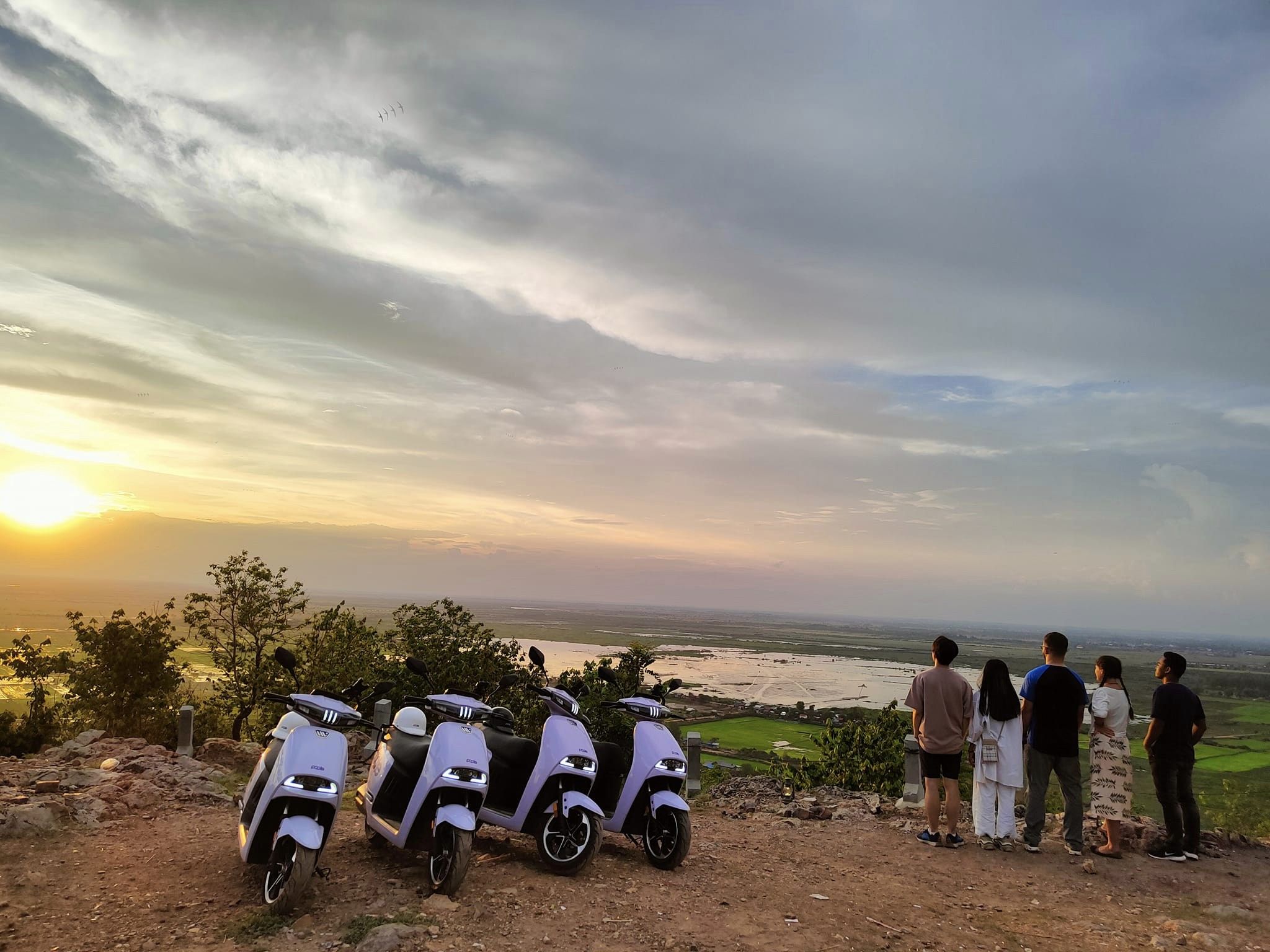 ‘먹방 투어’를 넘어, 체험과 관계의 확장으로: 솔루션으로 접근한 컬리너리 투어리즘. - 슬로우뉴스.